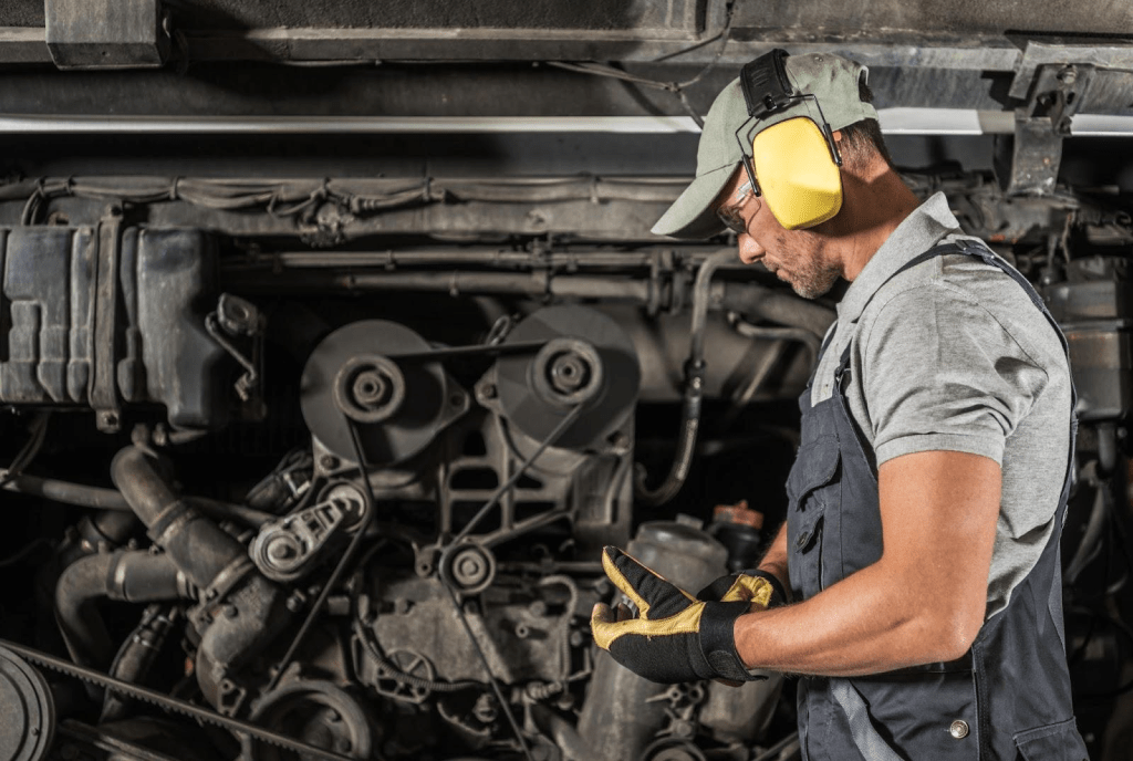 The Complete Guide to Semi-Truck Collision Repair