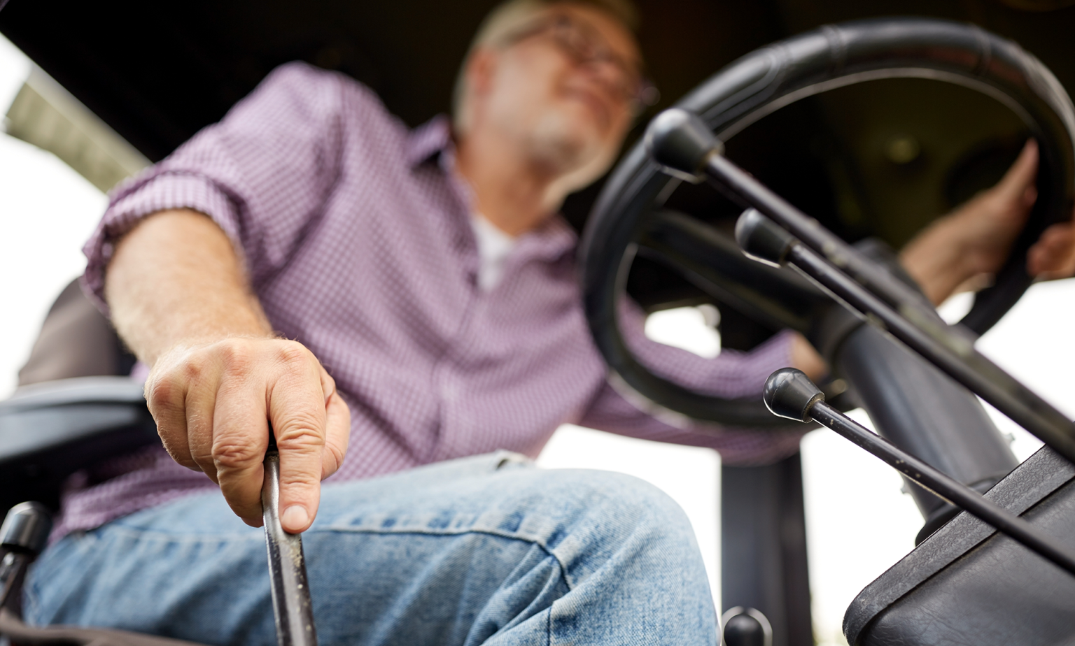 Downshifting When Driving Uphill in a Semi Truck